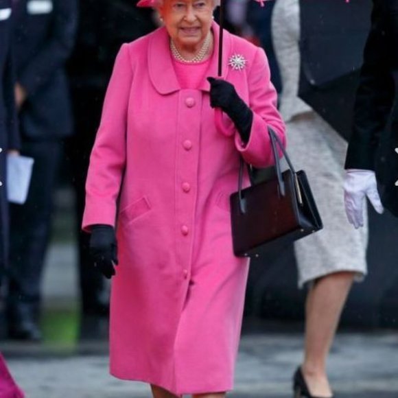 Funko | Accents | Pair Of Beloved Funko Pop Royal Familyfunko Pop Queen ...